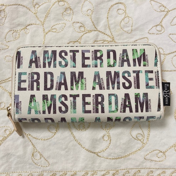 Robin Ruth | Bags | Robin Ruth Amsterdam Wallet Cream Color With Green ...